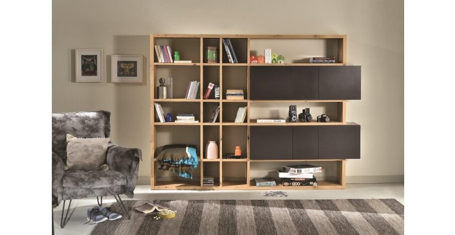 ENNEA - ספוריני